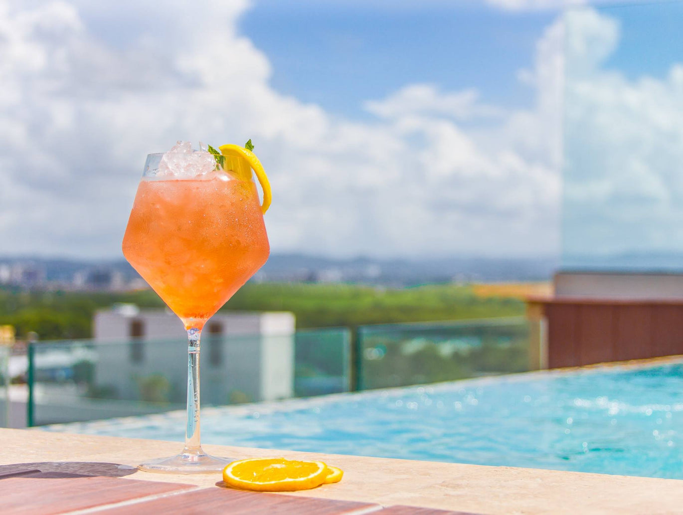 Eter Rooftop & Lounge